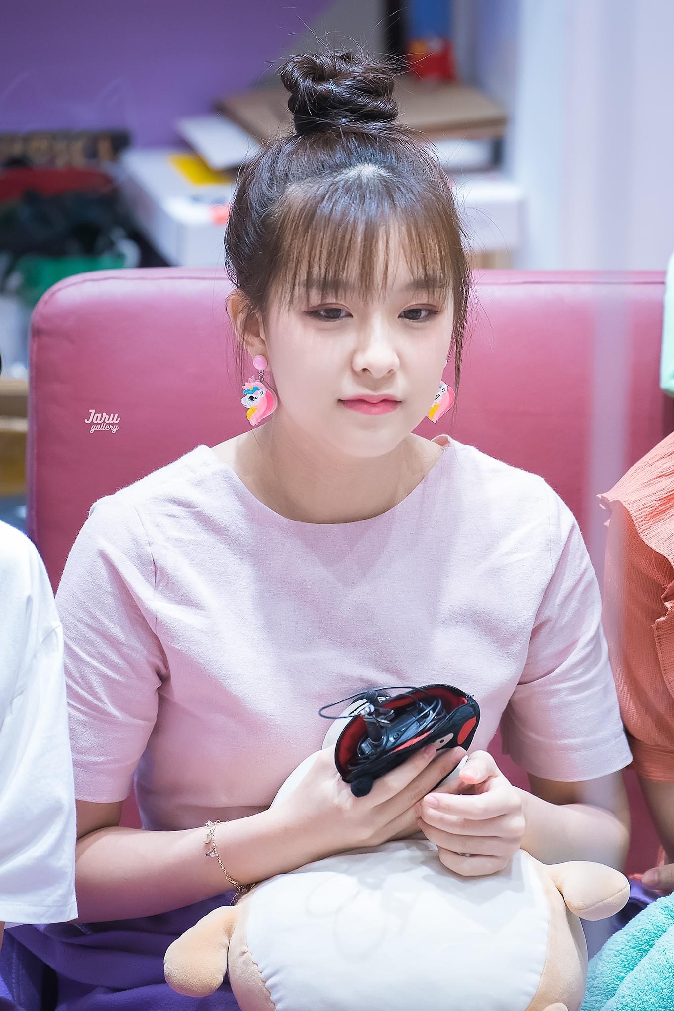 MEWNICH BNK48 : เธอก็รู้สึกเป็นนะ