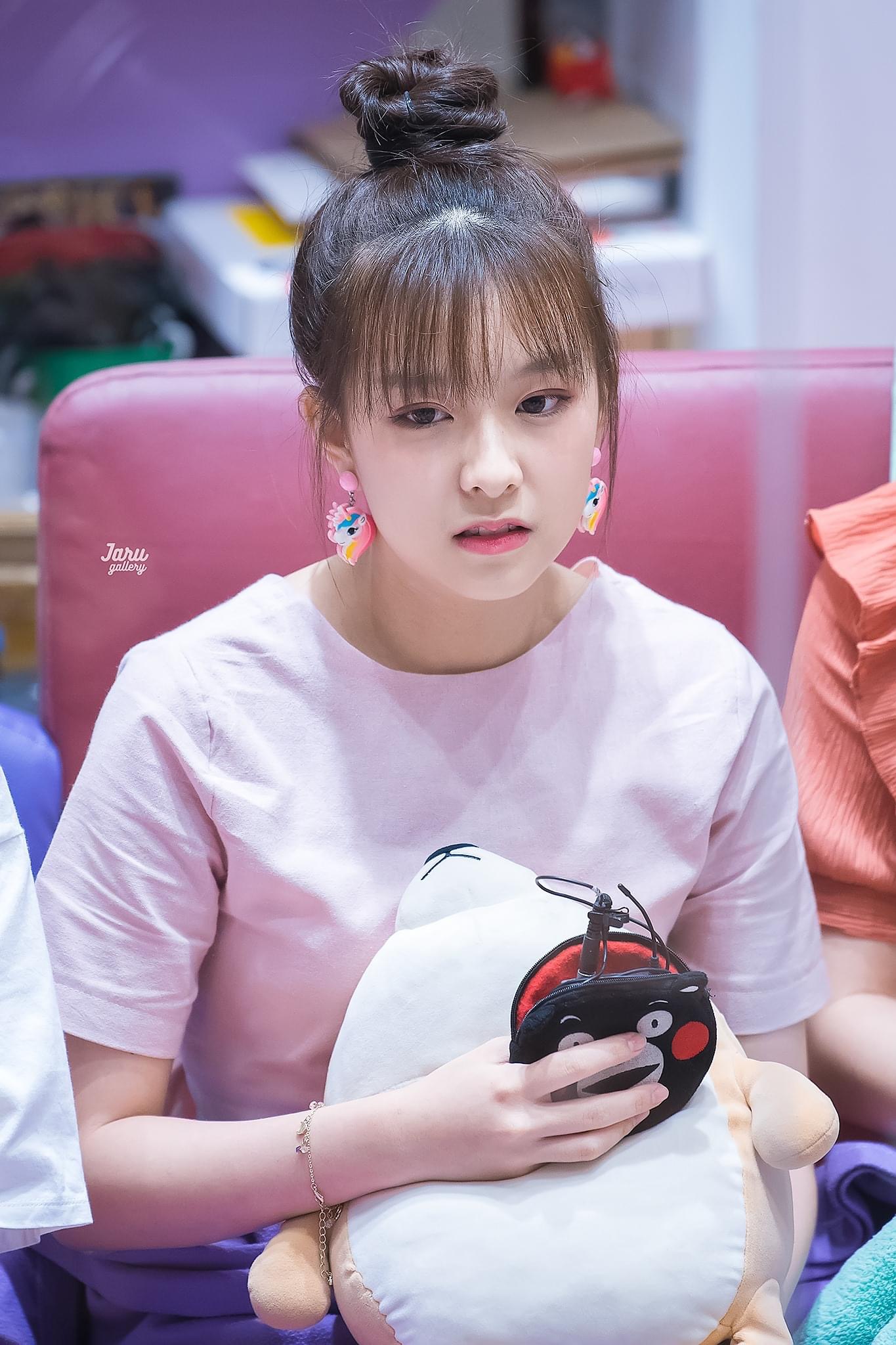 MEWNICH BNK48 : เธอก็รู้สึกเป็นนะ