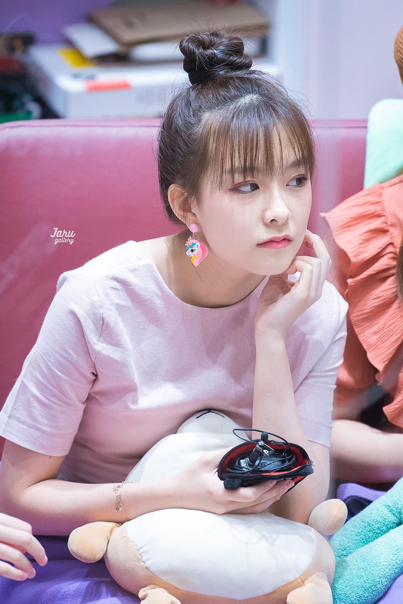 MEWNICH BNK48 : เธอก็รู้สึกเป็นนะ