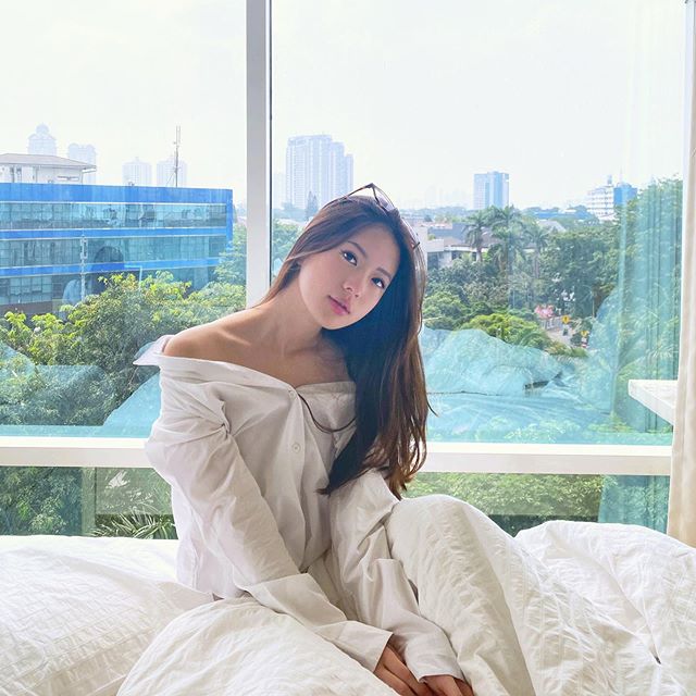 Valerie Pola 14 รูป