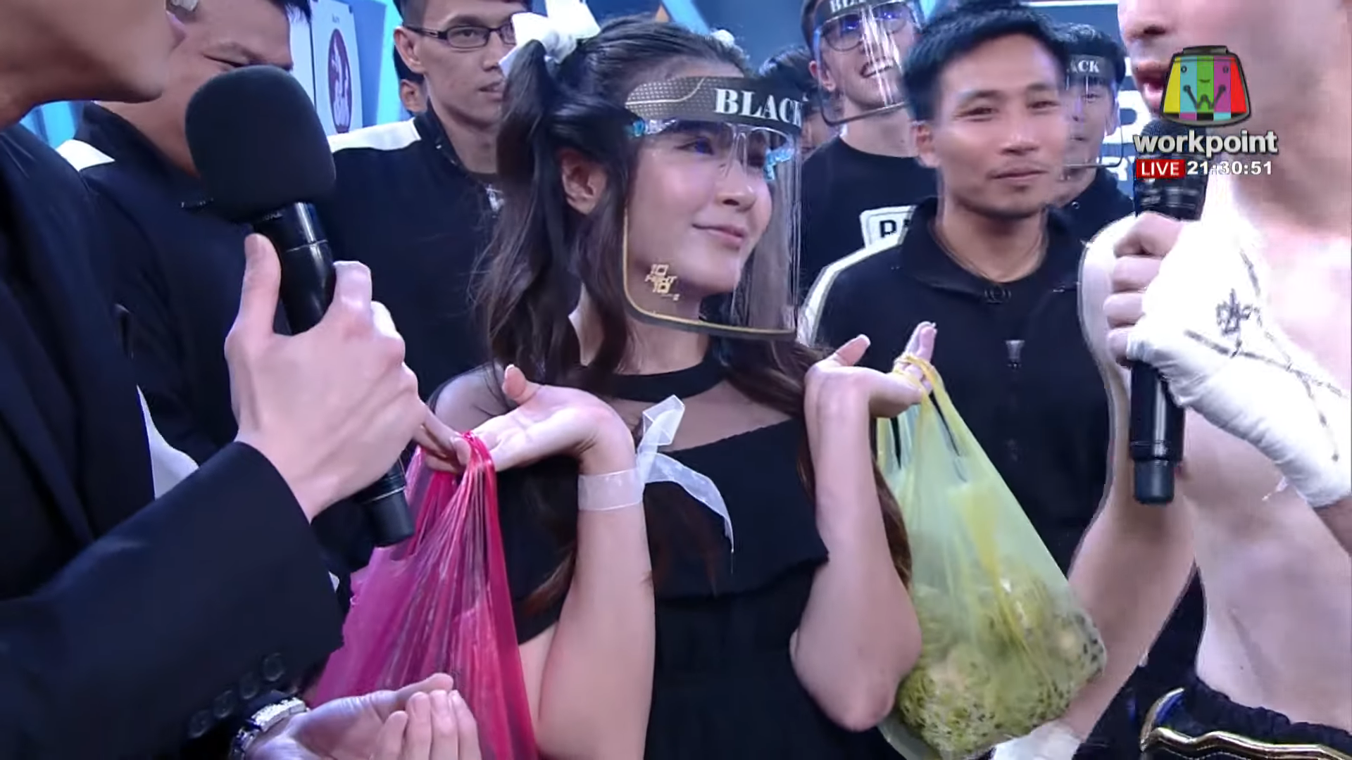 โฟกัส 10Fight10 2 รูป (ใครไม่อยากโดนสปอยอย่าเข้ามา!)