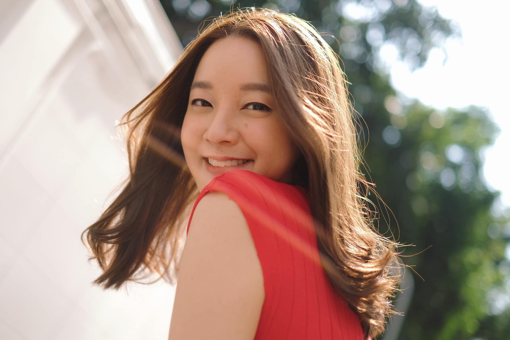 Ink Waruntorn ( อิงค์ ) สีแดงมันแทงใจ ( 2 รูป + 1 คลิป )