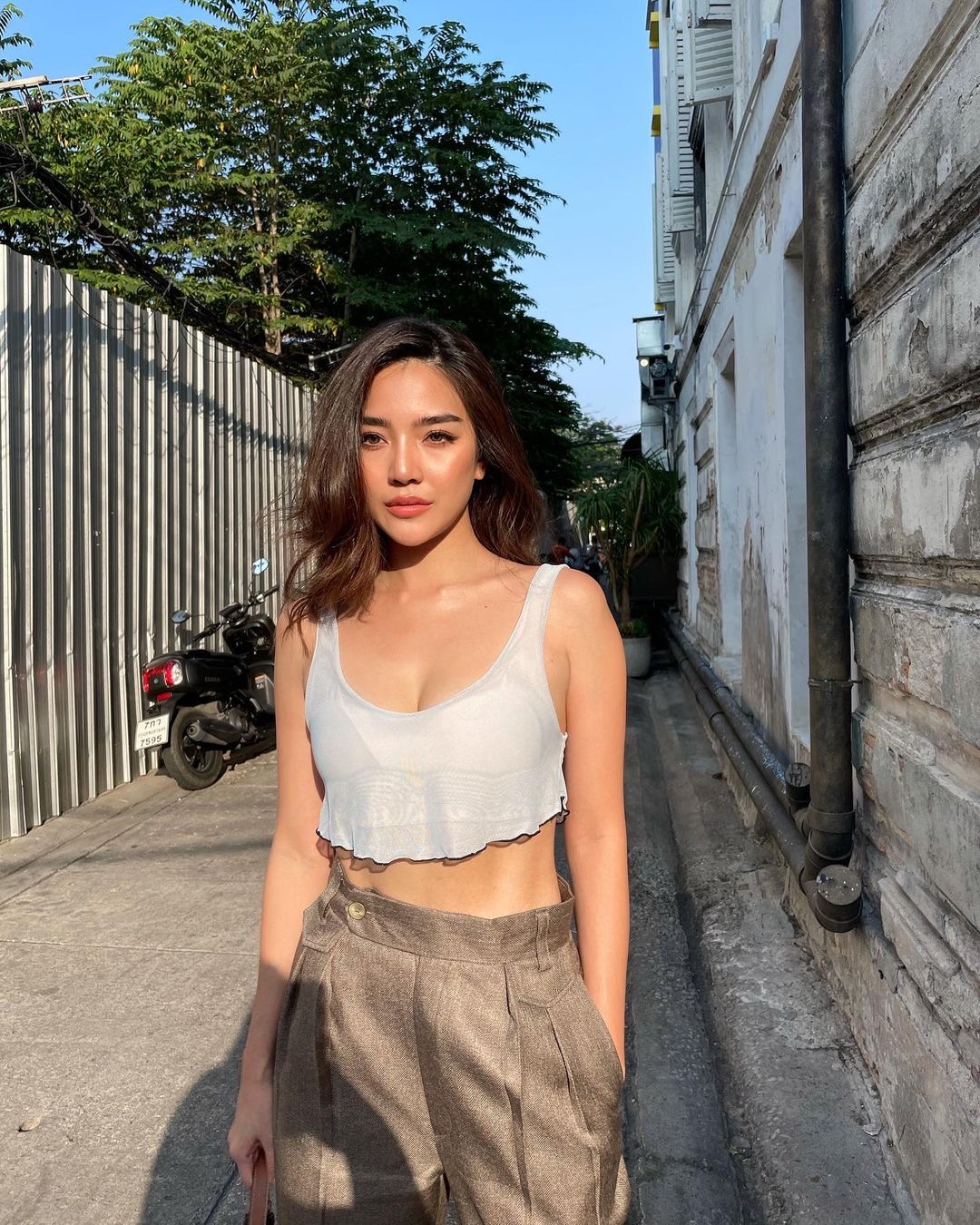 Ladiiprang 8 รูป