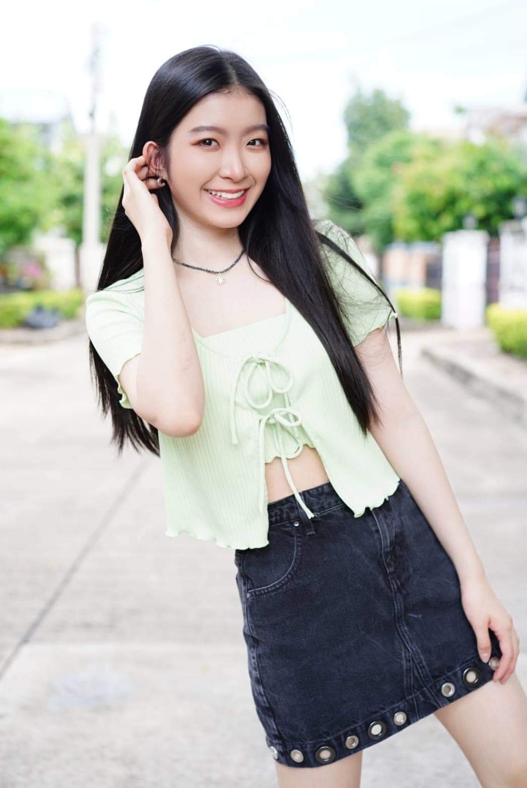 Stang BNK48 ( สตางค์ ) เขียว