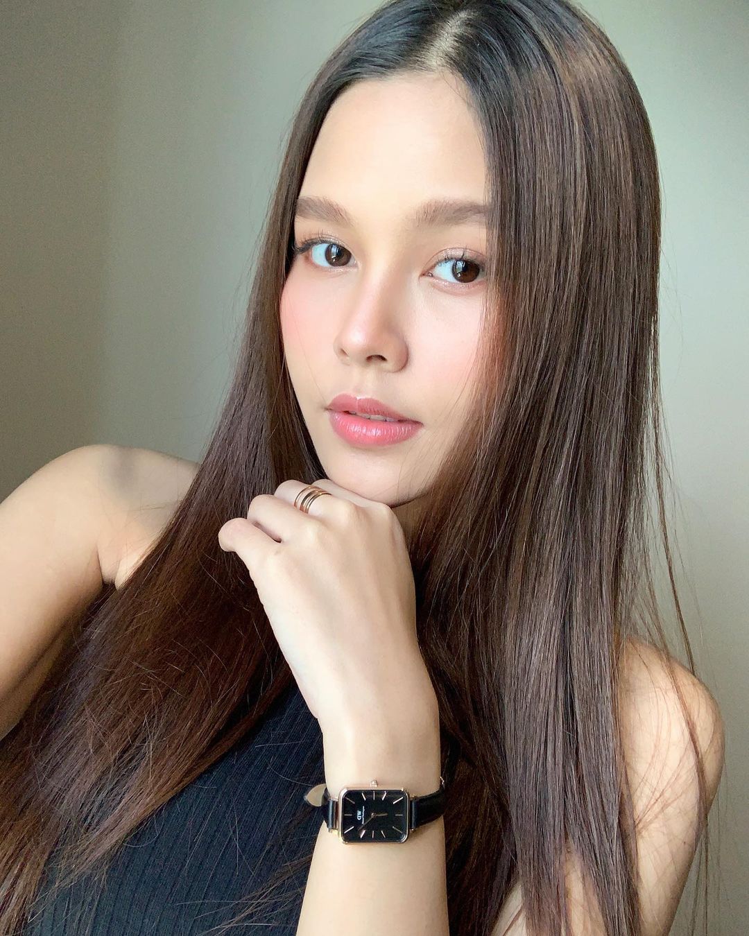 ไข่มุก รุ่งรัตน์ 5 รูป