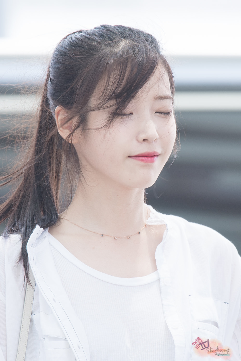 IU 1 เซ็ต
