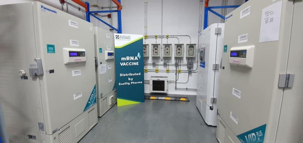 Pfizer เราใช้ Zuellig Pharma เป็น Storage + Distribution นะครับ