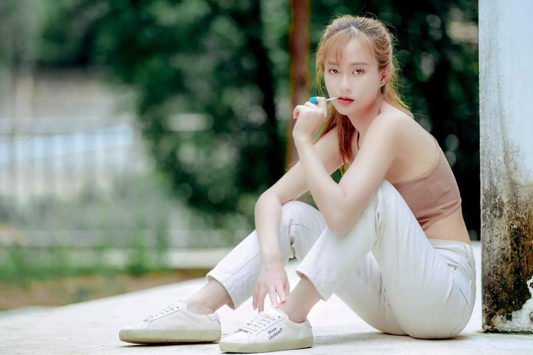 New Nichakarn ( นิว ) อม