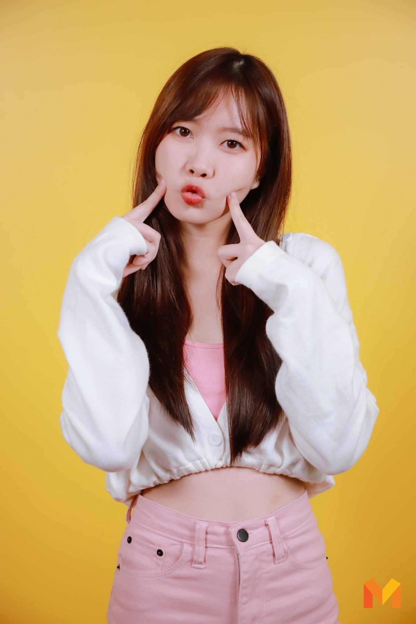 PUPE BNK48 : ขอชุดนี้เป็นชุด 2 shot ได้ไหมอ่ะ