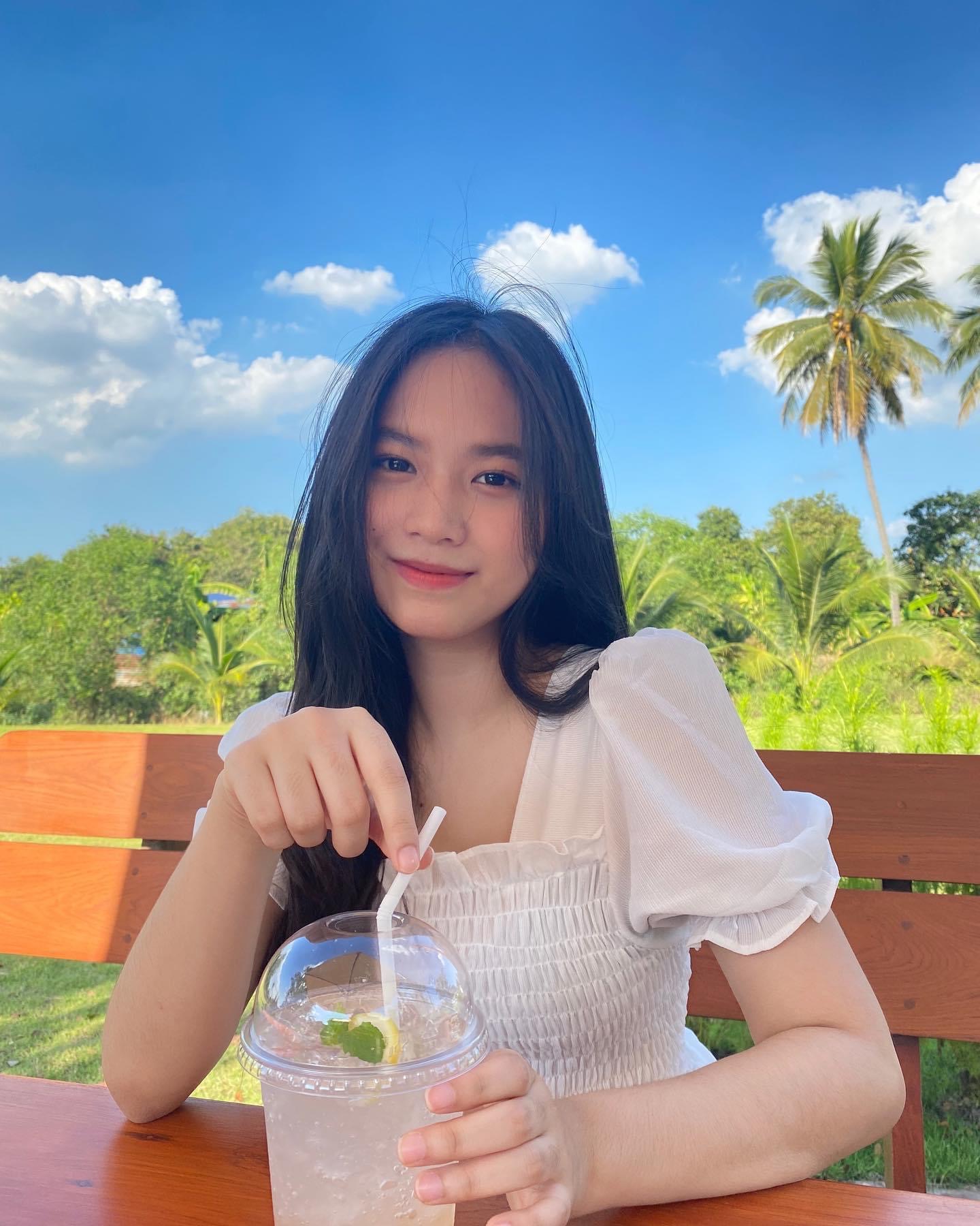 MEI CGM48 : อยากเจอน้องจัง