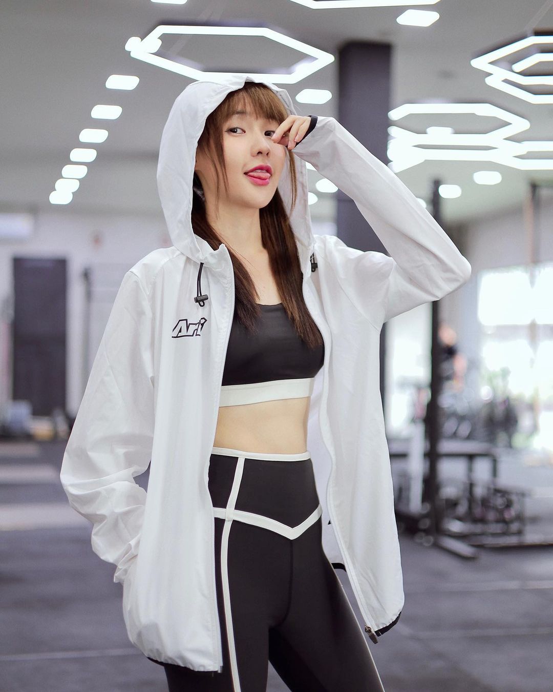 +++คุณ โดนัท Kanomroo 3 รูป+++