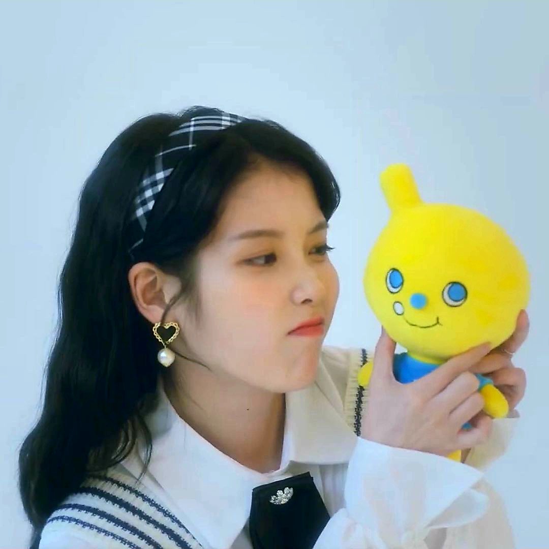 +++IU x Banolim Pizza 1 set+++