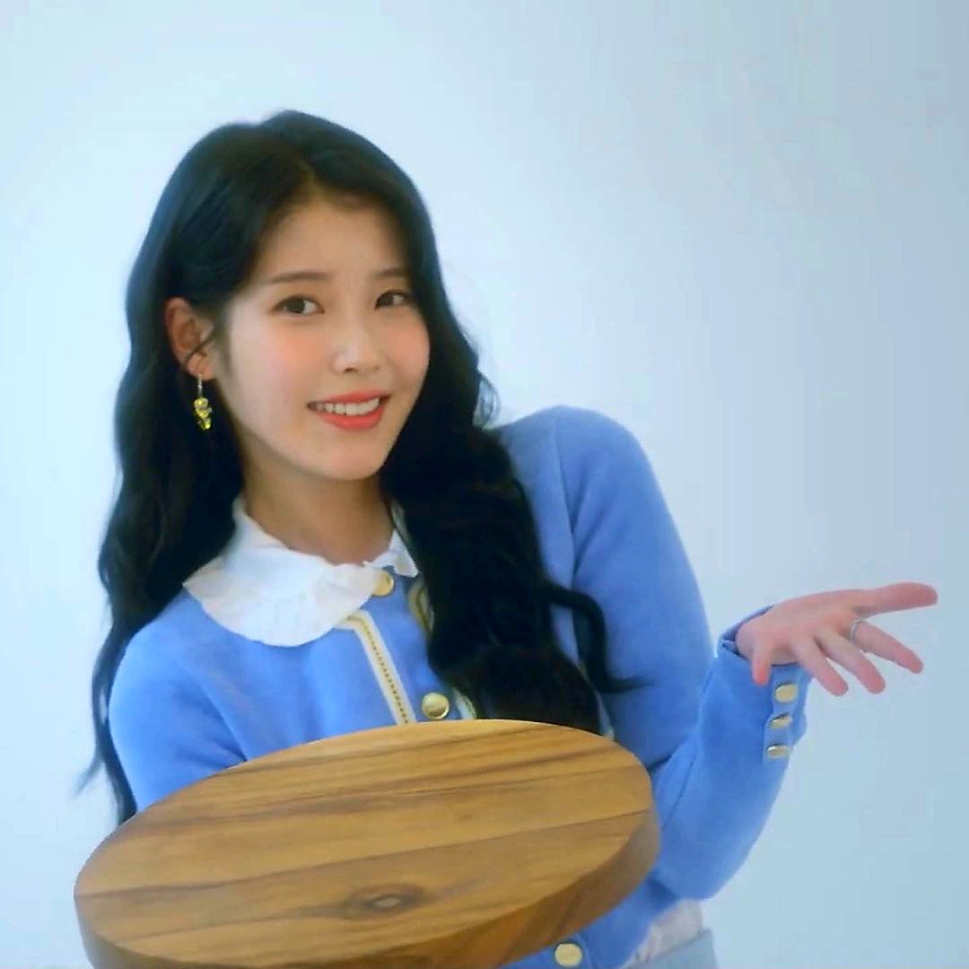 +++IU x Banolim Pizza 1 set+++