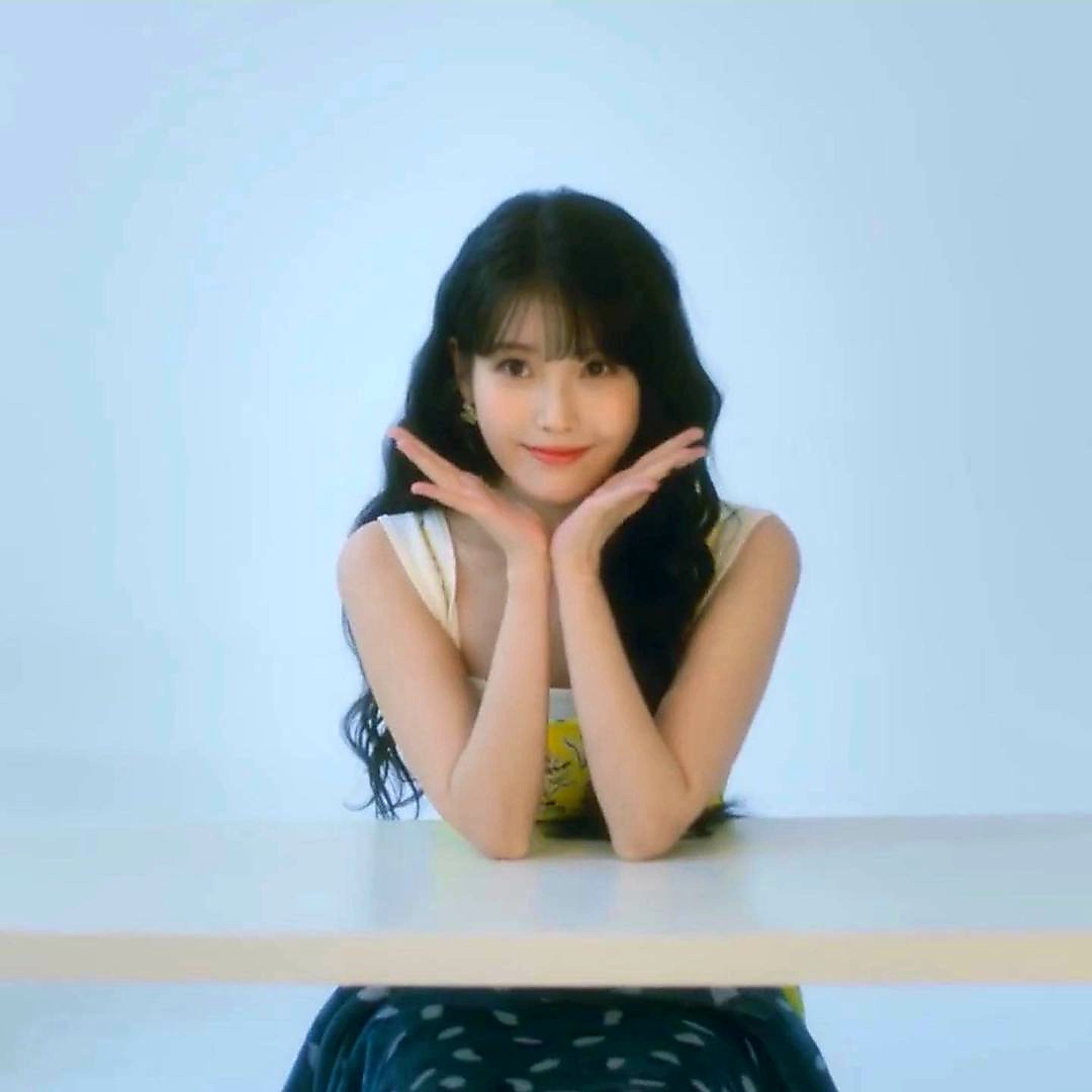 +++IU x Banolim Pizza 1 set+++