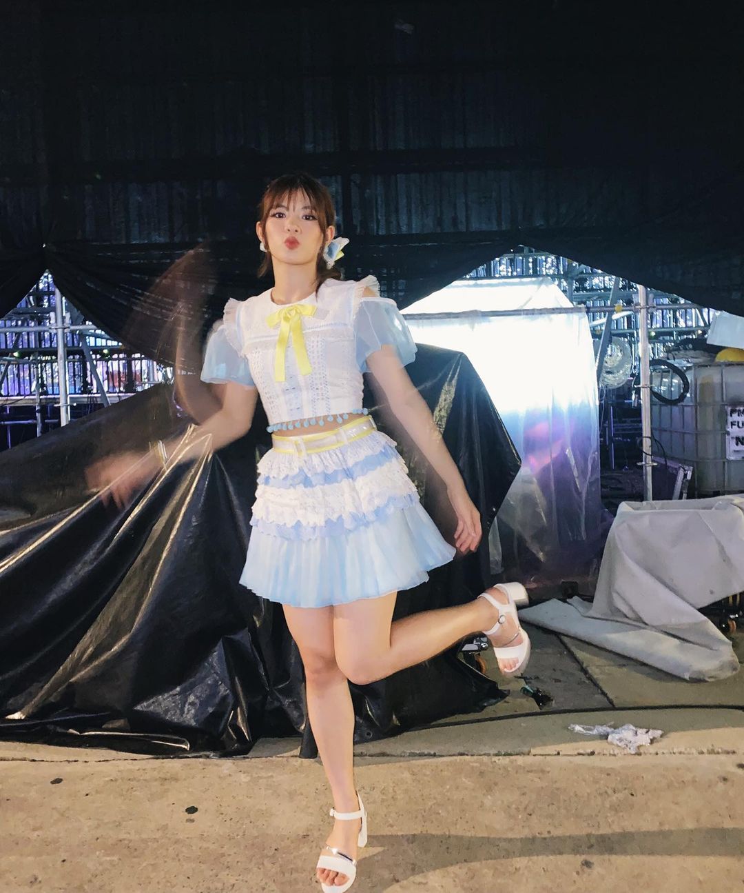 คุณ Wee BNK 5 รูป++++