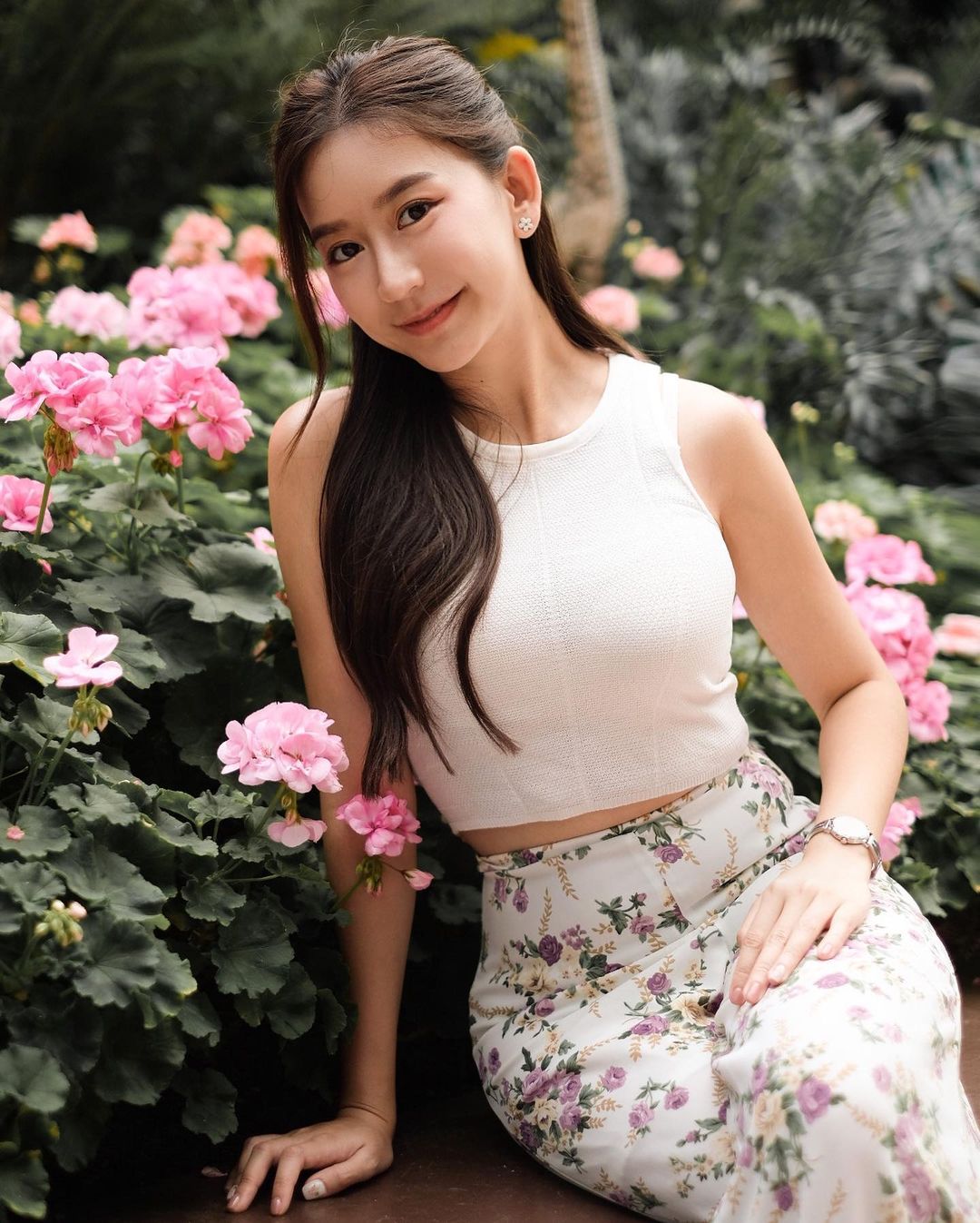 แพรวา k.praewa 3 รูป