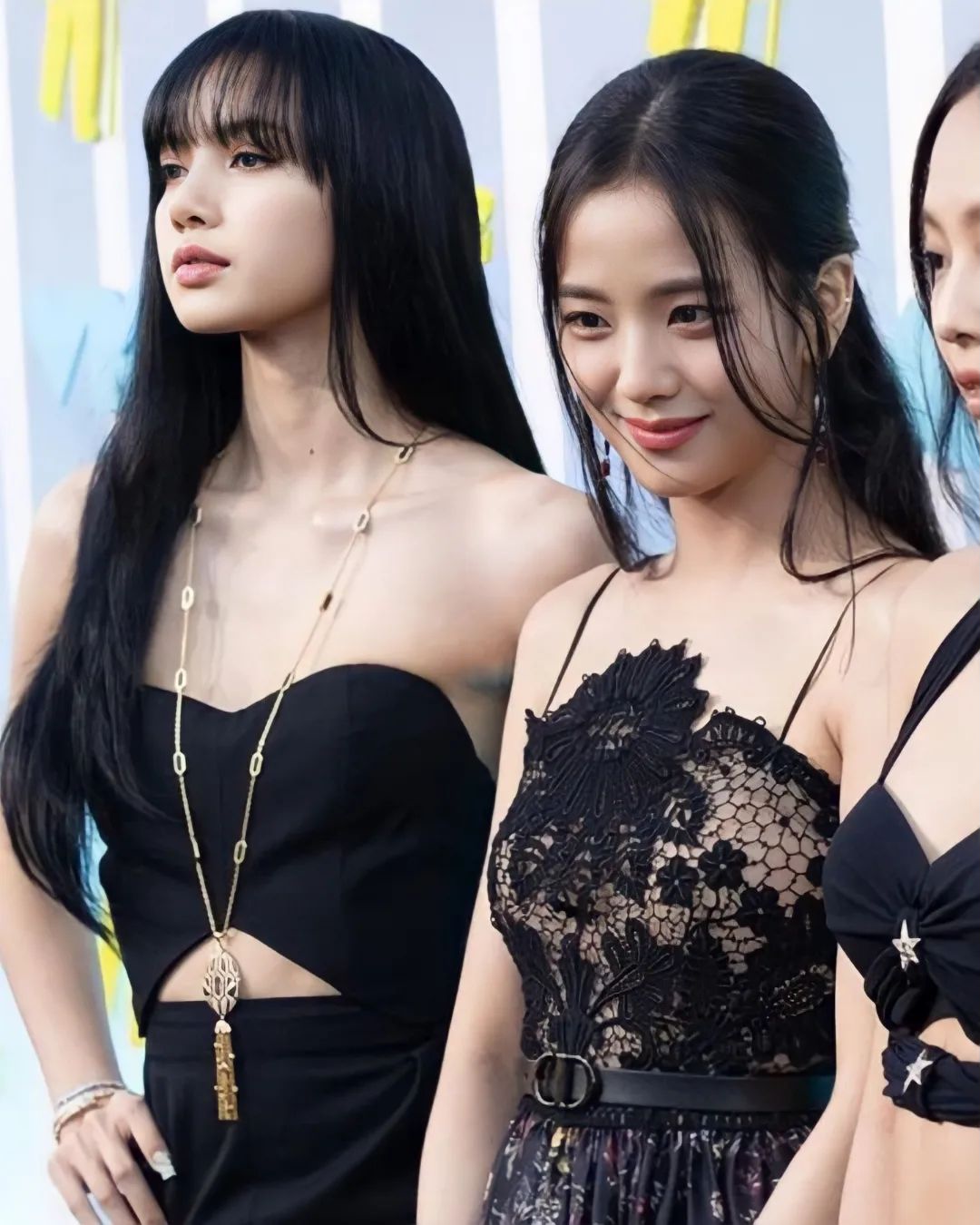 Jisoo & Lisa 8 รูป