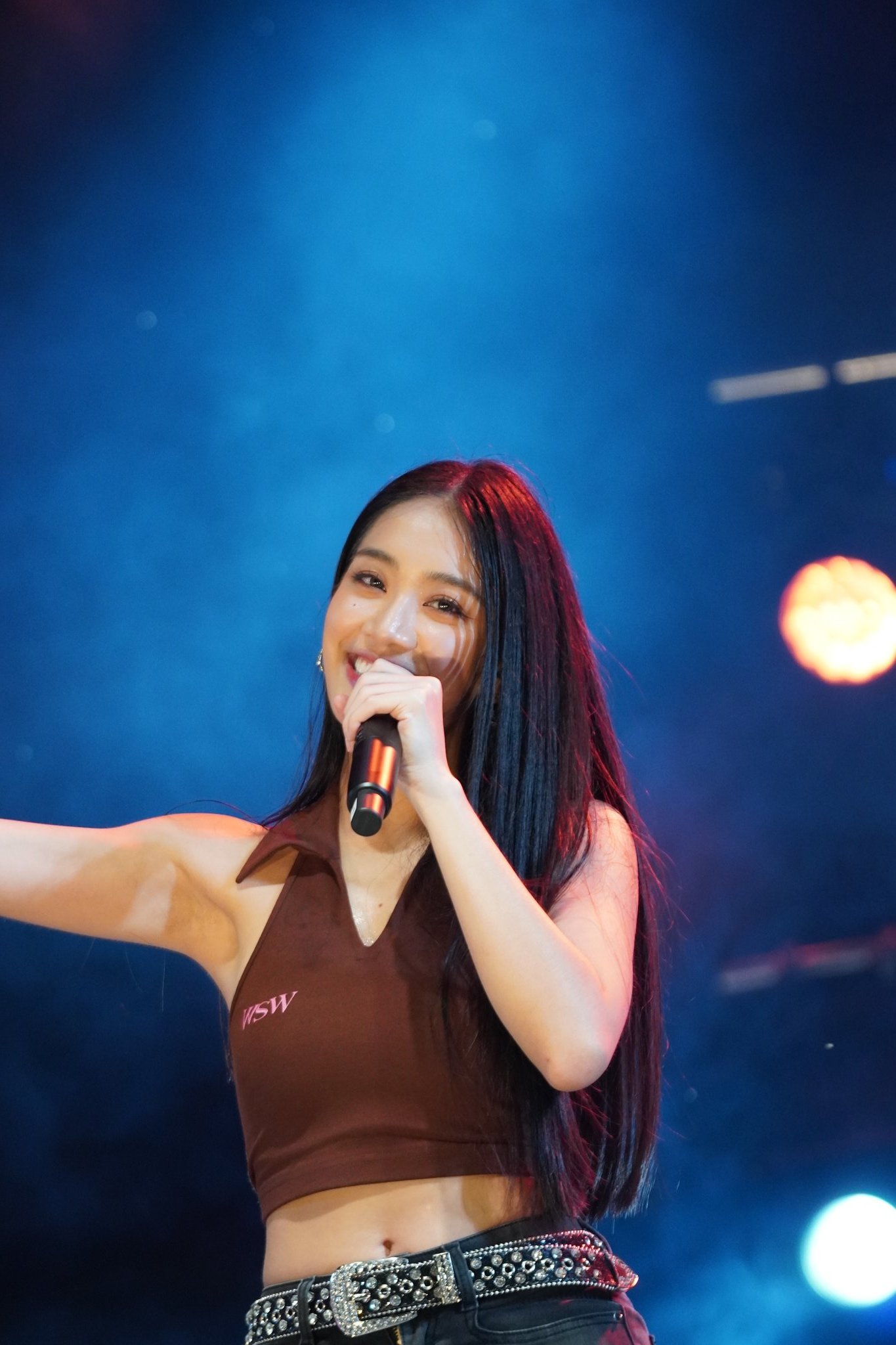 น้อง Mind 4EVE สวย หวาน ครบ 1 Set