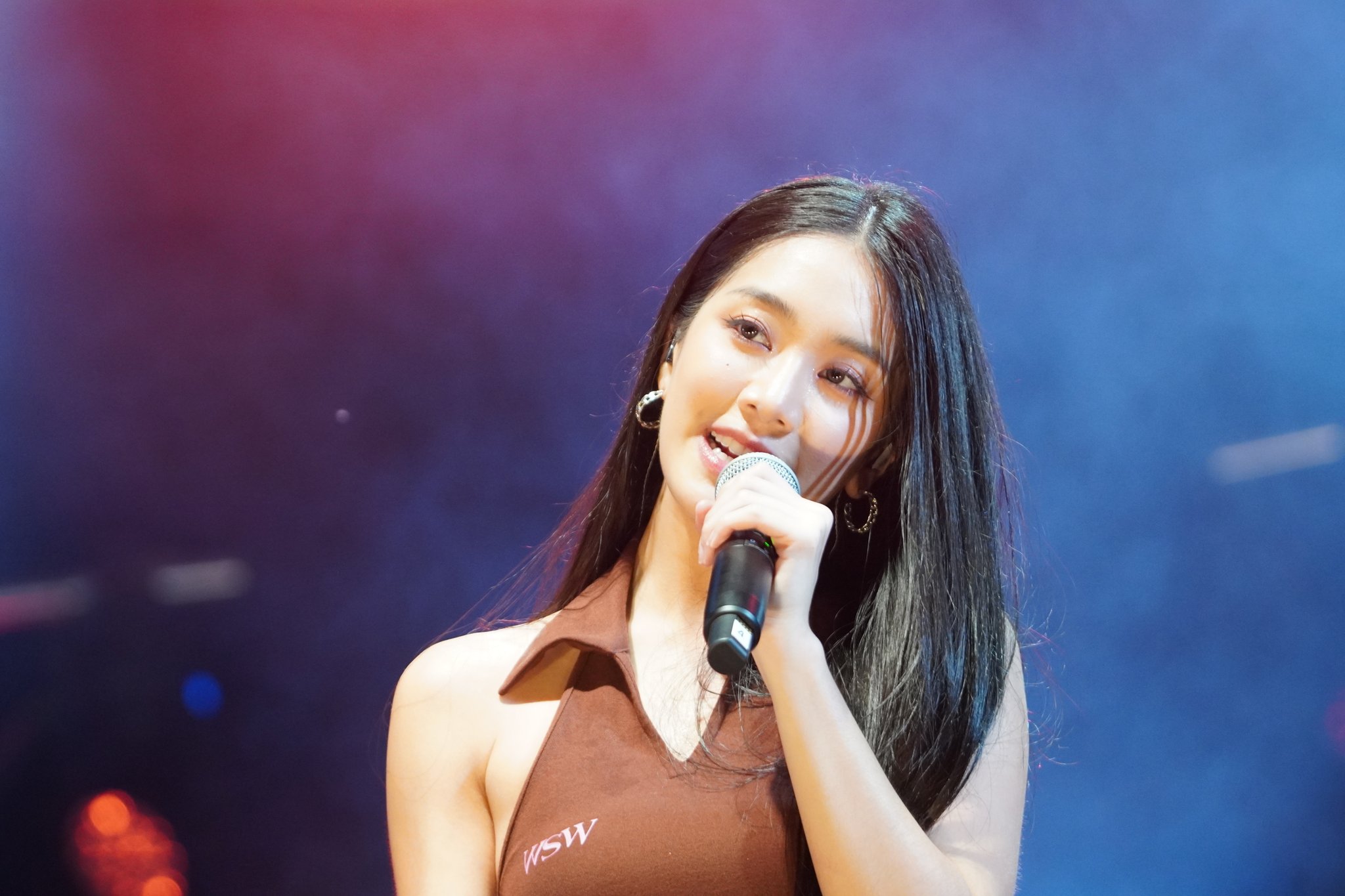 น้อง Mind 4EVE สวย หวาน ครบ 1 Set