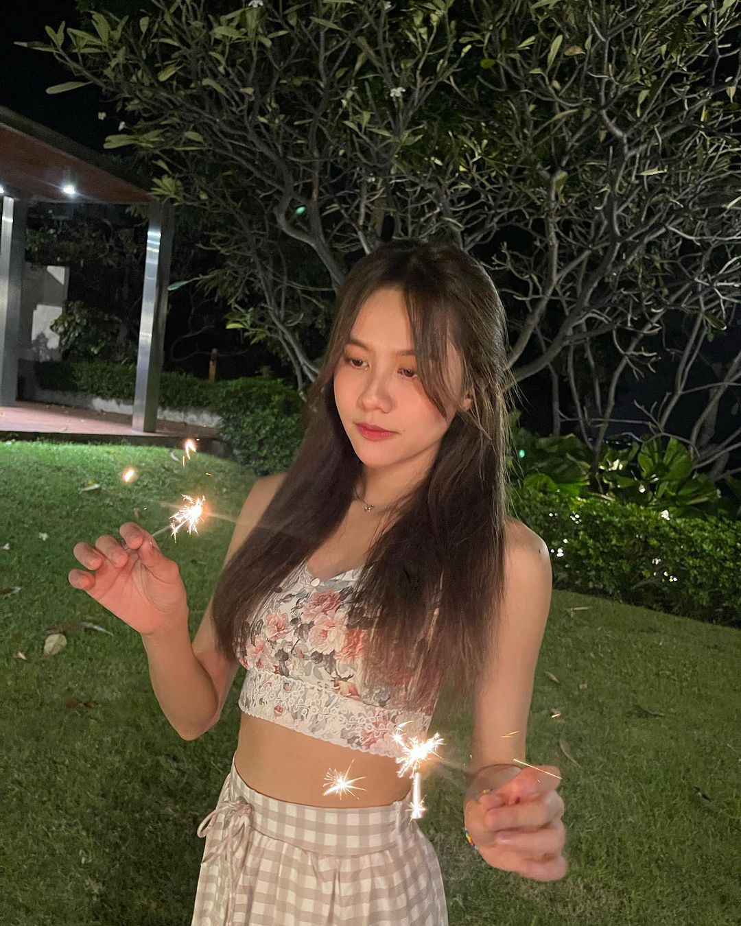 น้ำหนึ่ง BNK48 7 รูป