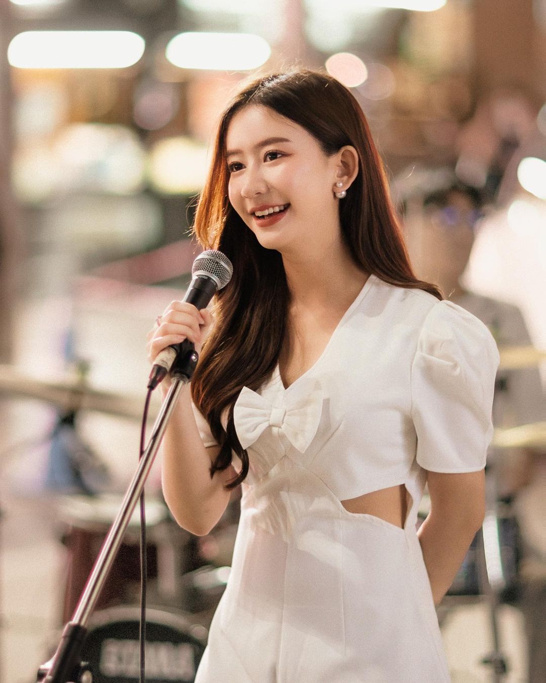 น้องแพรวา k.praewa 1 เซ็ต