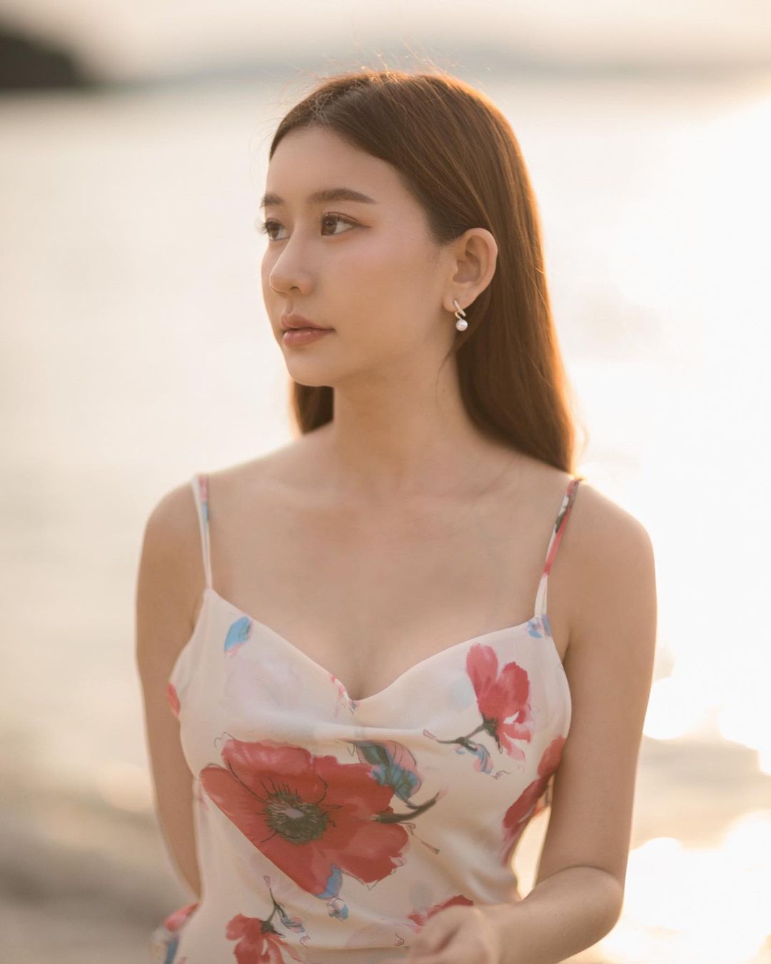 น้องแพรวา k.praewa 1 เซ็ต