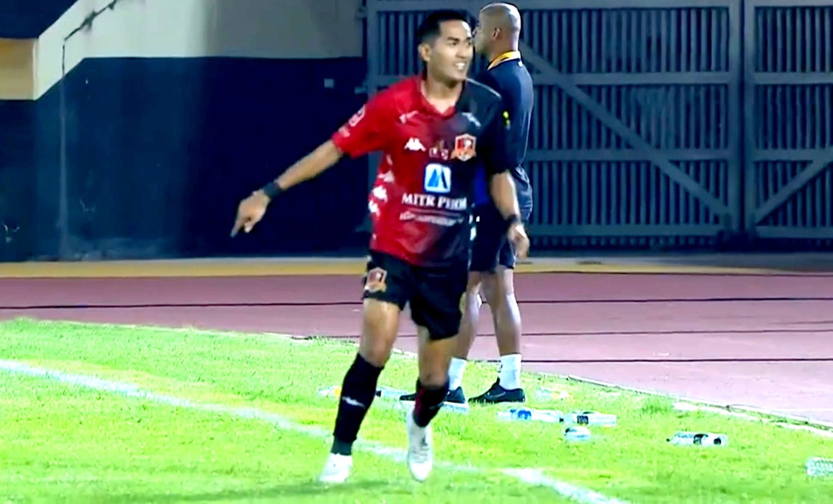 ได้รู้ความจริง ได้ยิ่งกว่าฟุตบอล อ่าน soccersuck.com####