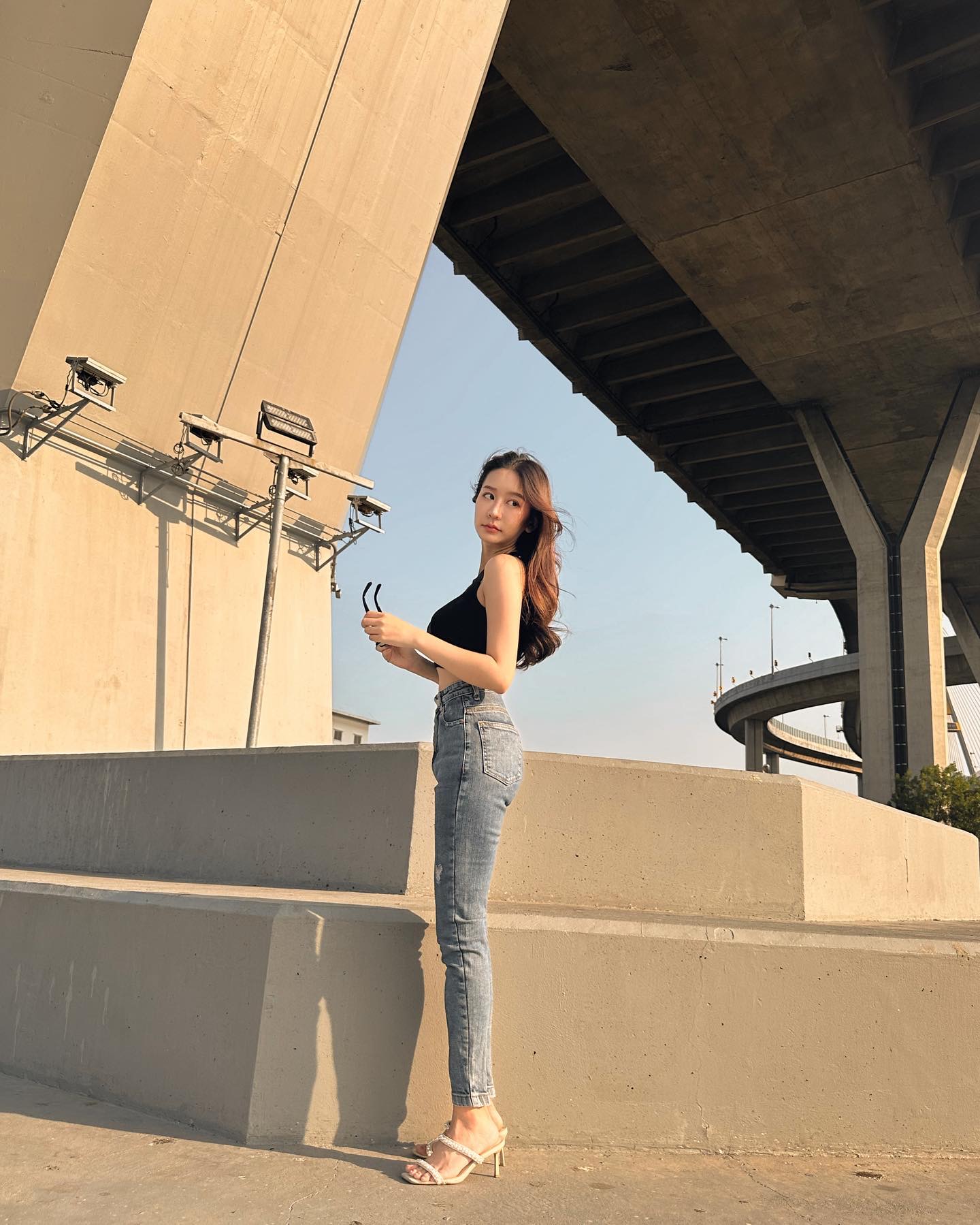 [ น้องแพรวา k.praewa หุ่นดีมากกก 7 รูป ]