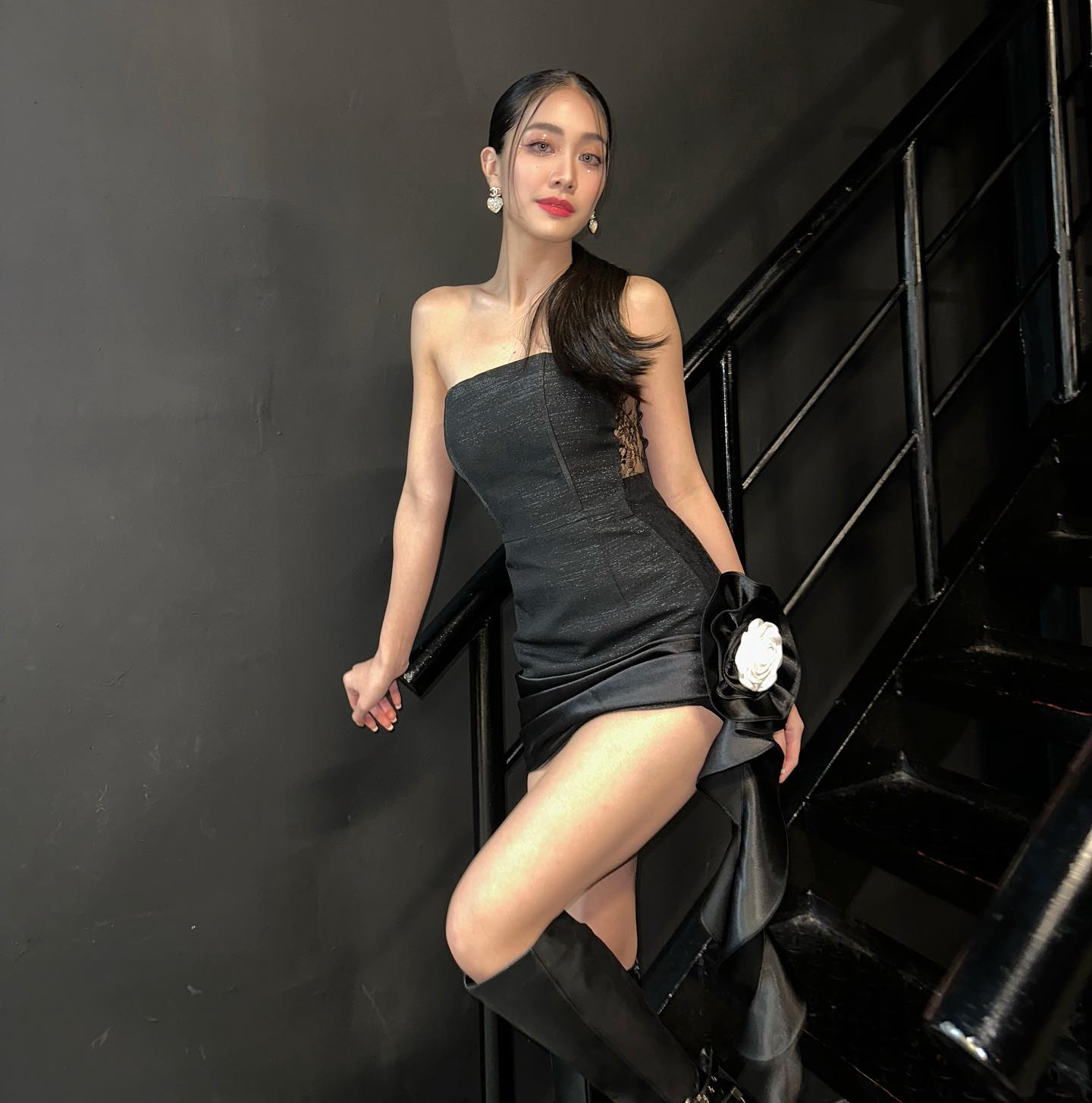 น้องมายด์ 4EVE 1 Set | ยามเช้า