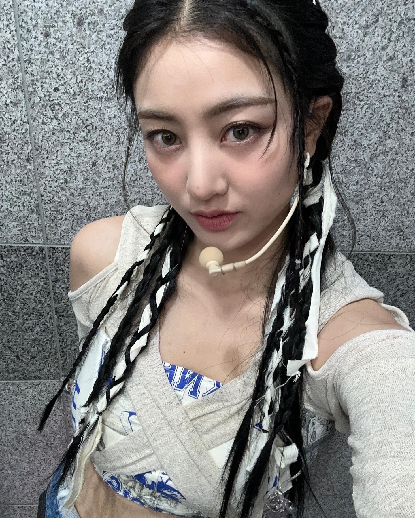 [ Jihyo Twice 8 Pic ]