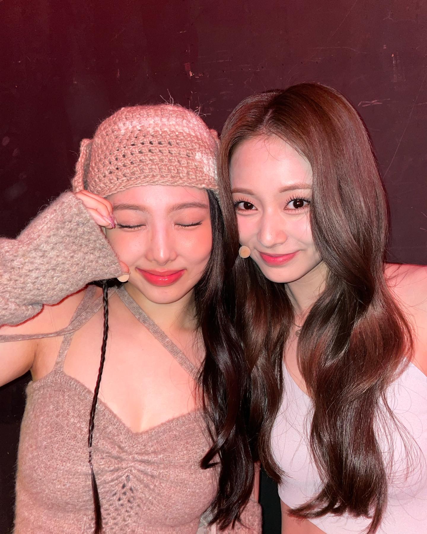 [ Nayeon and Tzuyu Twice 5 Pic ]