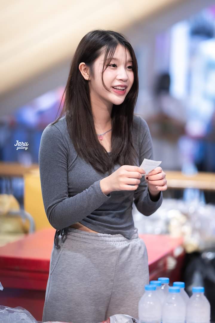 น้องนีนี่ CGM48 1set