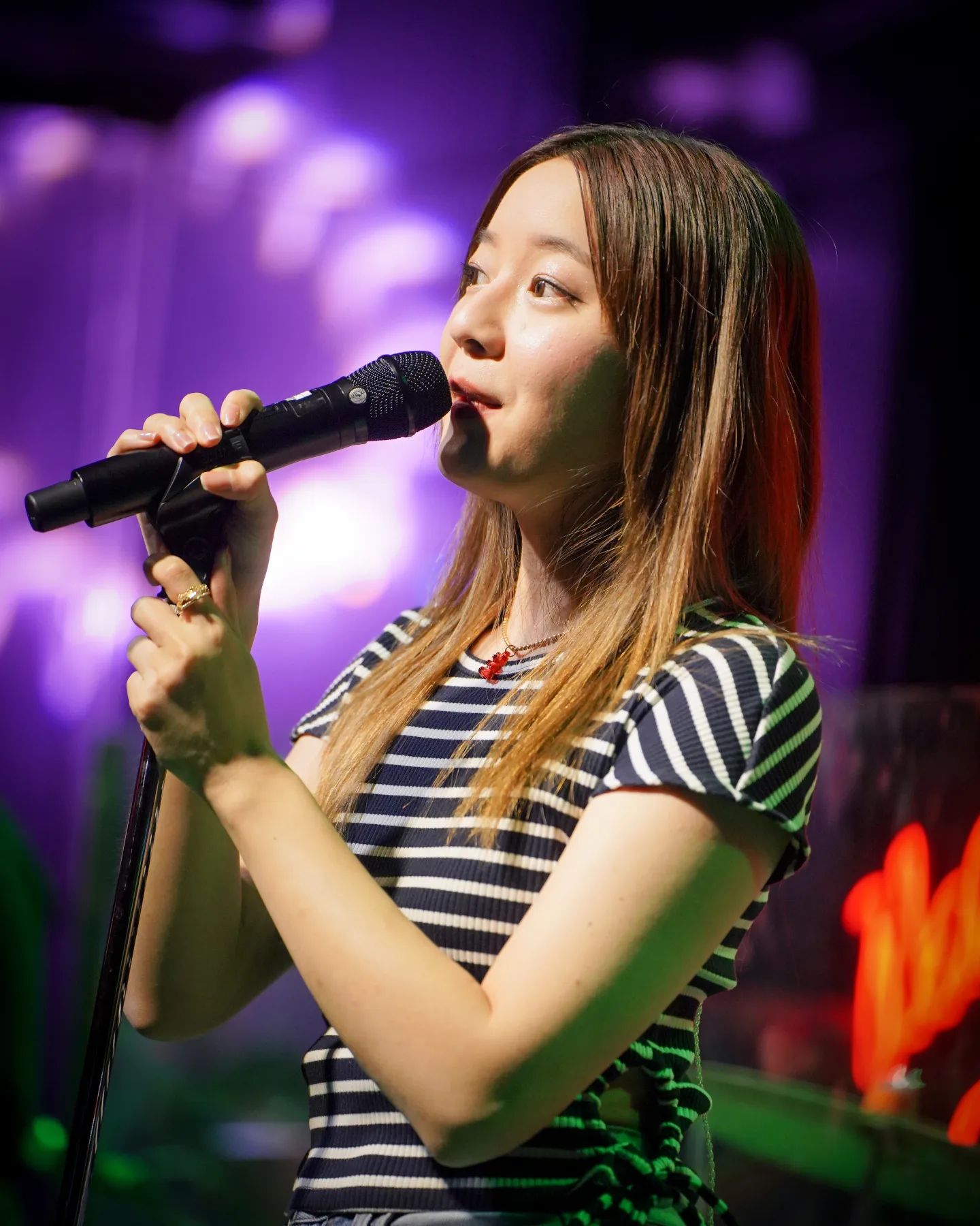 คุณ Ink Waruntorn 7 รูป