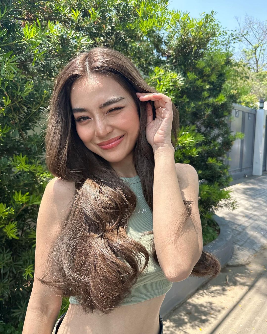 ปราง ladiiprang 1 Set เอวลอย