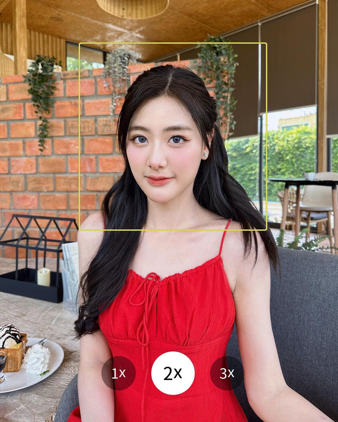 น้องจีจี้ BNK48 3 รูป ชุดแดง