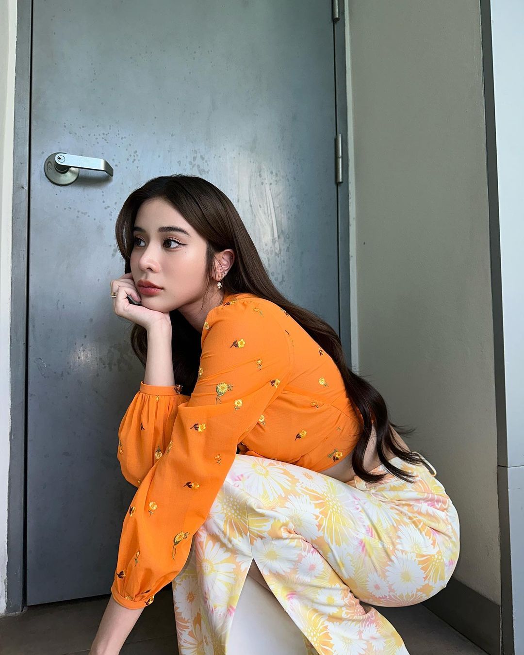 คุณเก้า สุภัสสรา 1 Set