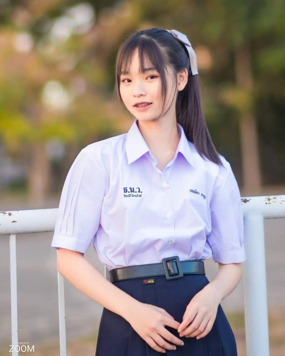 ภาพสาวๆมัธยมชุดนักเรียน 1 Set