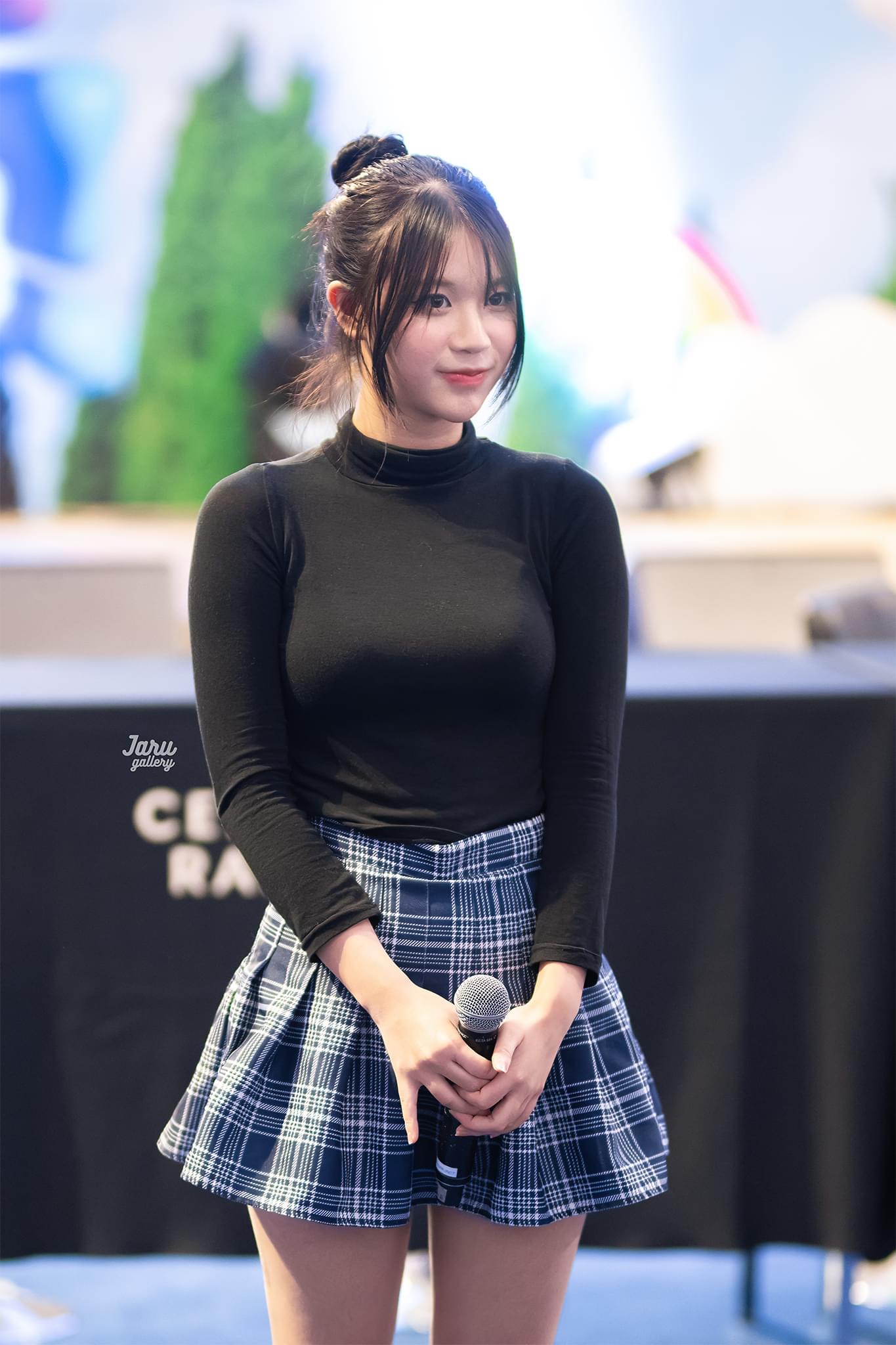 NENIE CGM48 : อื้ม