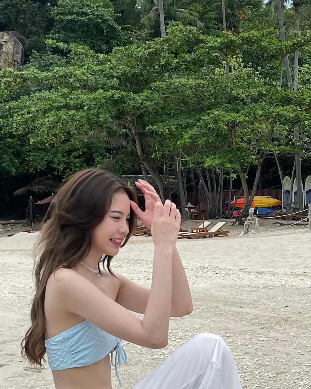 น้องไอซ์ iicechawan 7 รูป ริมทะเล