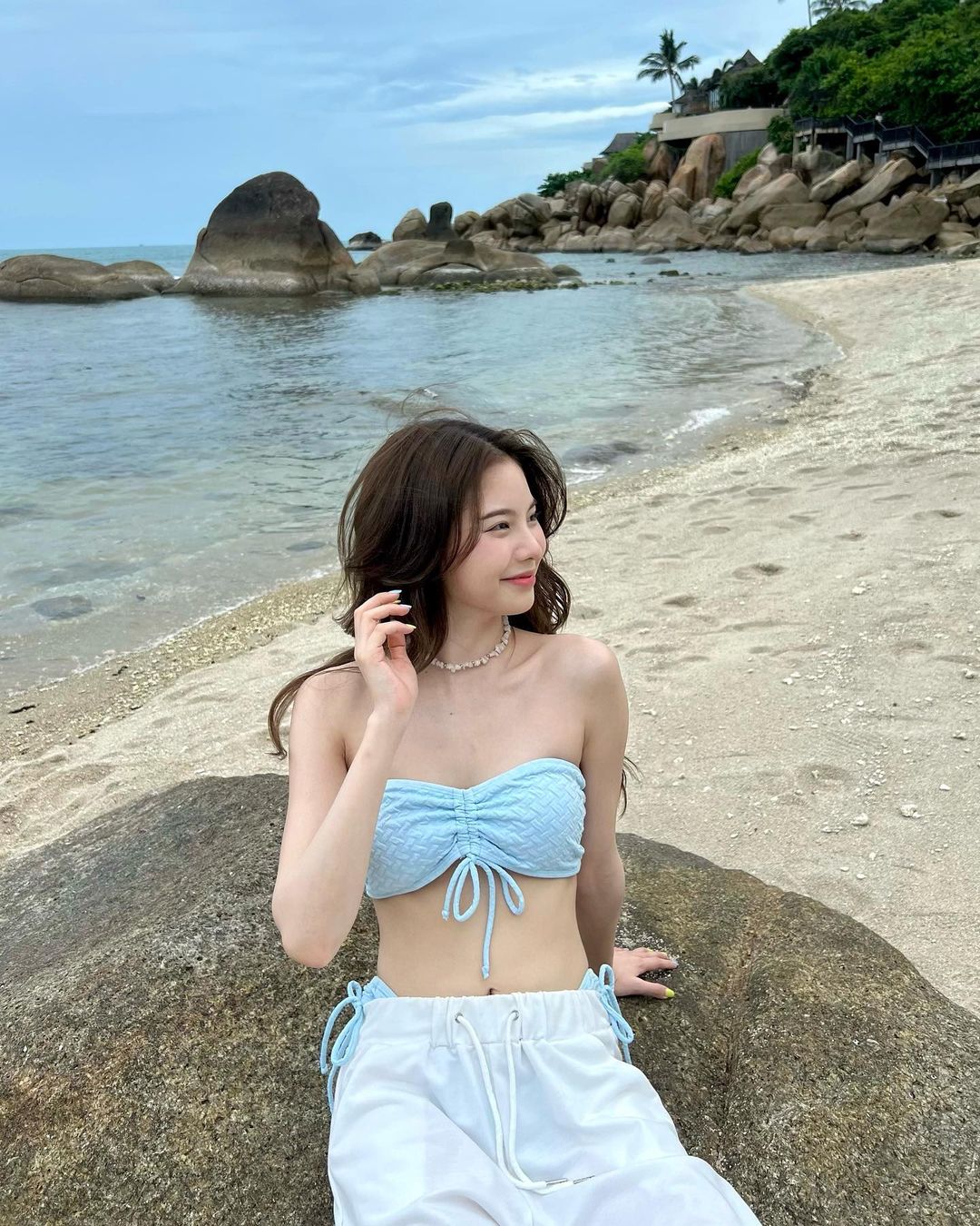 น้องไอซ์ iicechawan 7 รูป ริมทะเล