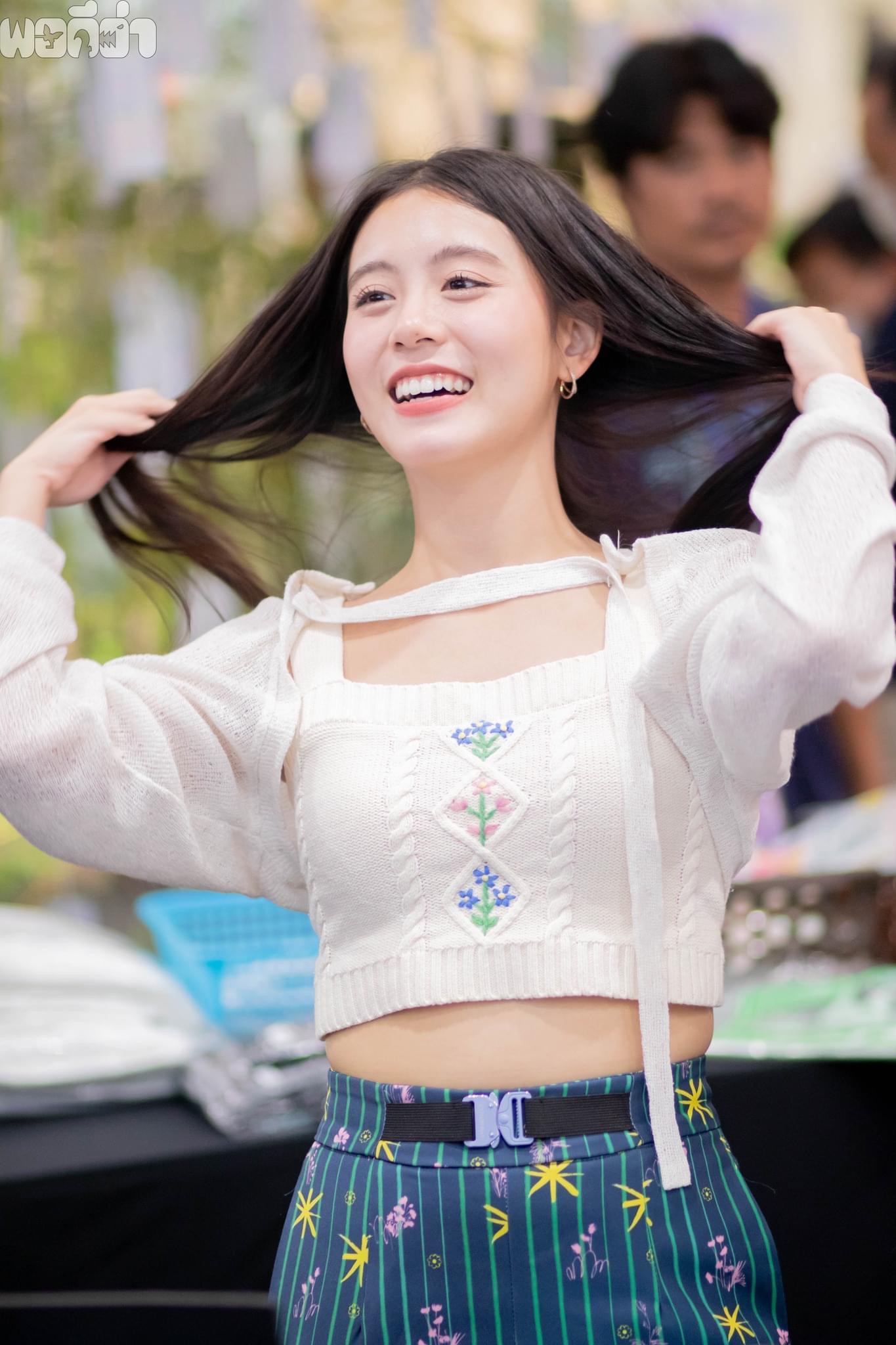 FOND BNK48 : สวยนะเราเนี่ย