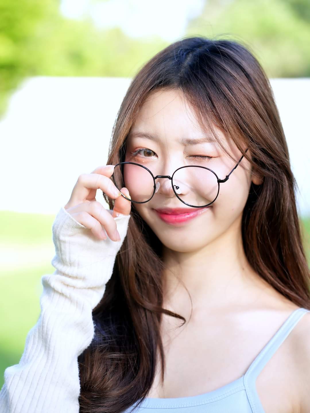 น้องเอมิ Amichrcy 1 Set มีมิติ! | ลุคสาวแว่น