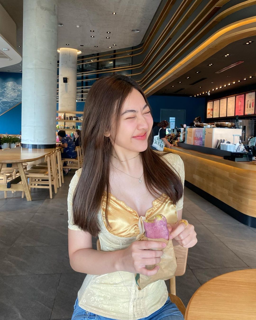 น้องนีน neenchn 4 รูป ฟีลแฟน