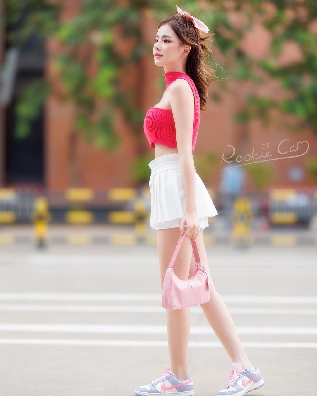 [ น้องแบม เบญจมาศ ขอ VAR 8 รูป ]