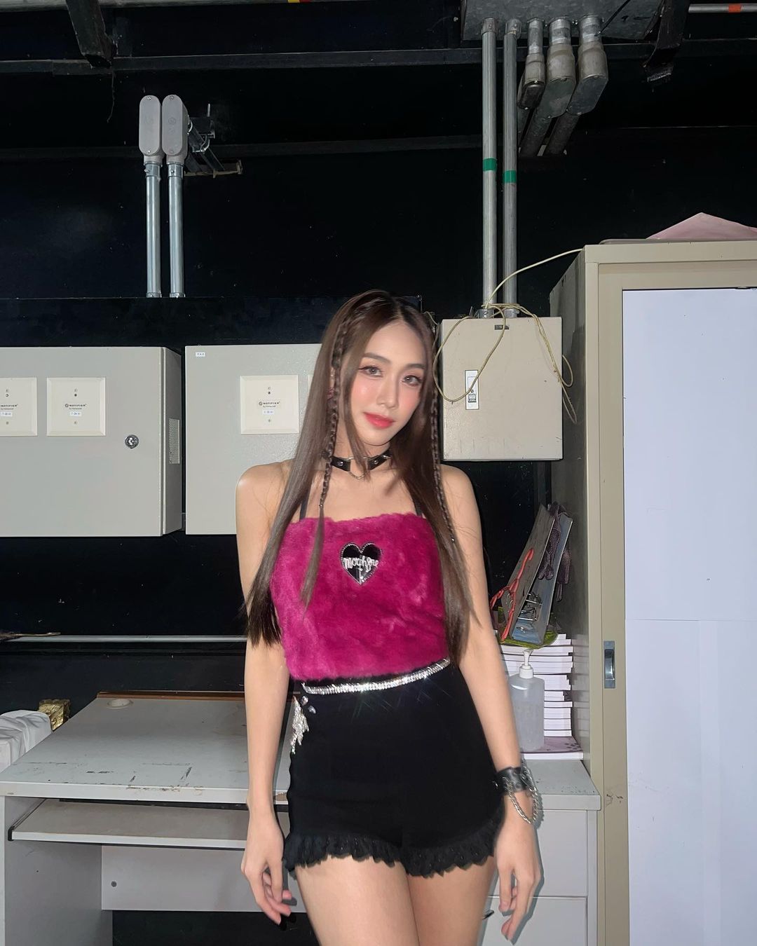 น้องมายด์ 4EVE 7 รูป ก่อนนอน