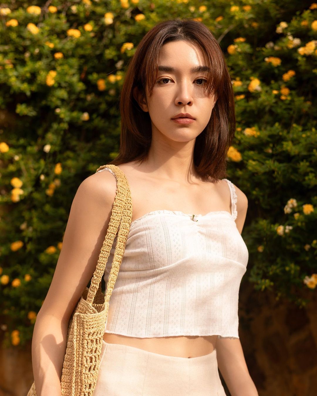 โม มนชนก 3 รูป