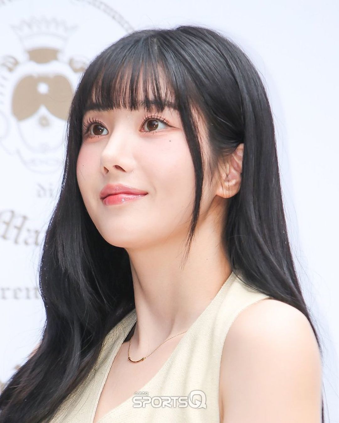 +++Kwon Eunbi เหลียวหลังเนียนๆ 1 set+++