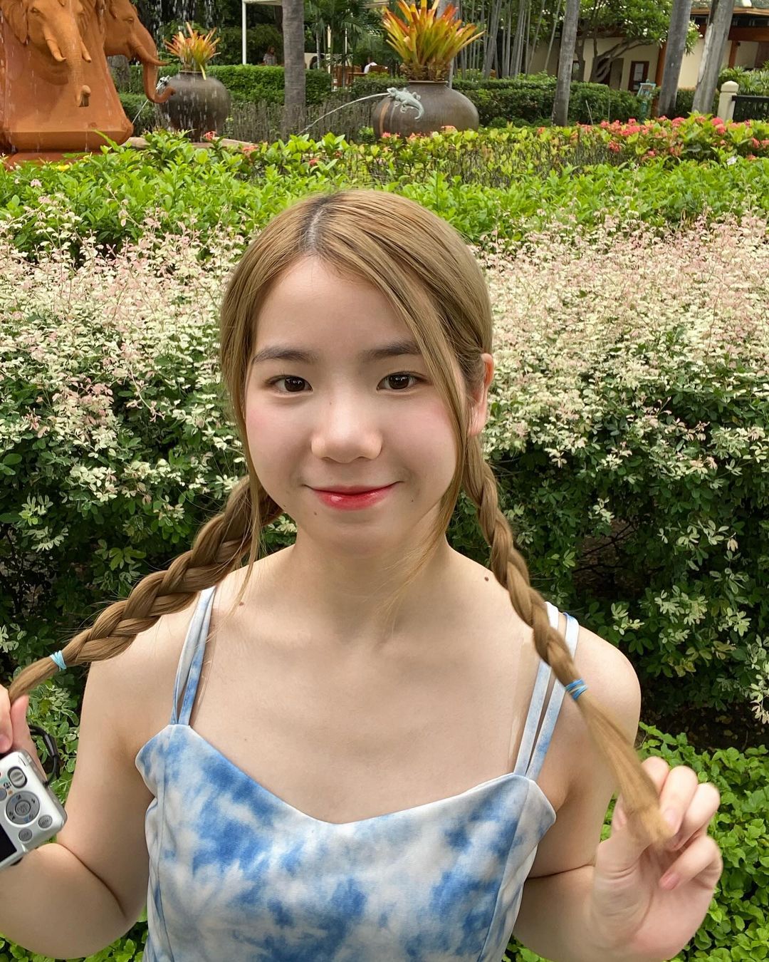 น้องเฟม BNK48 6 รูป