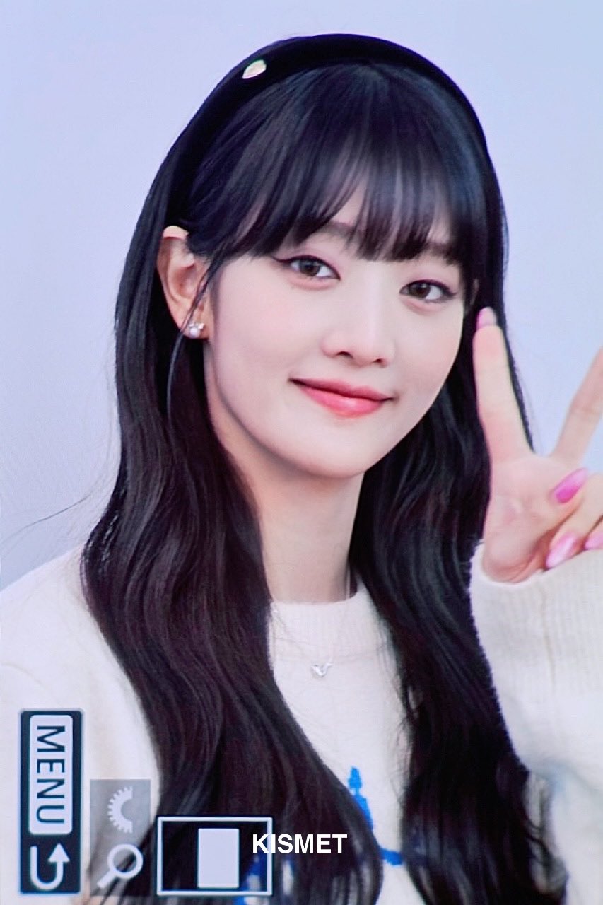 Kim Minnie ลุคสนามบินวันนี้หวานละมุมมาก
