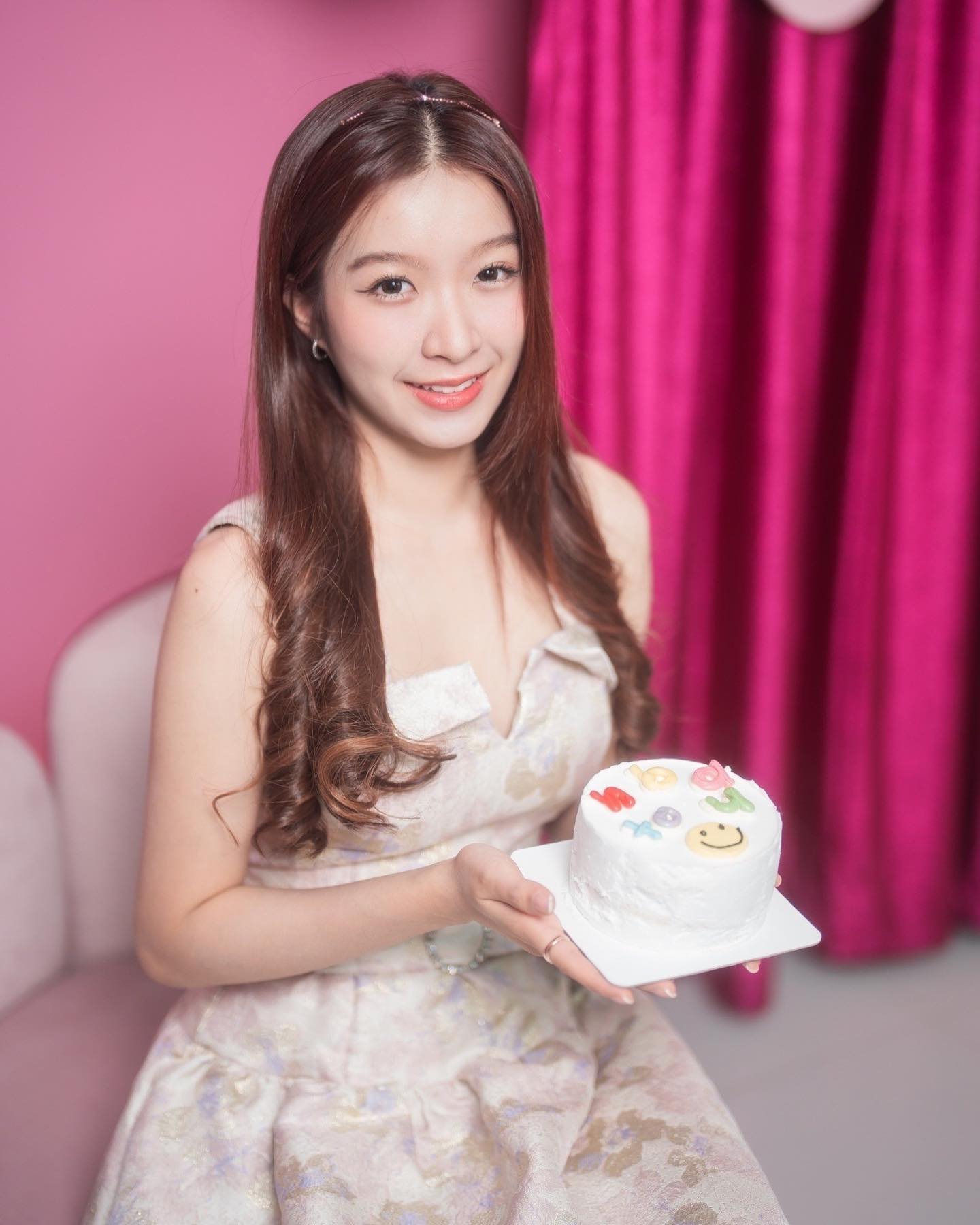 น้องสตางค์ BNK48 6 รูป